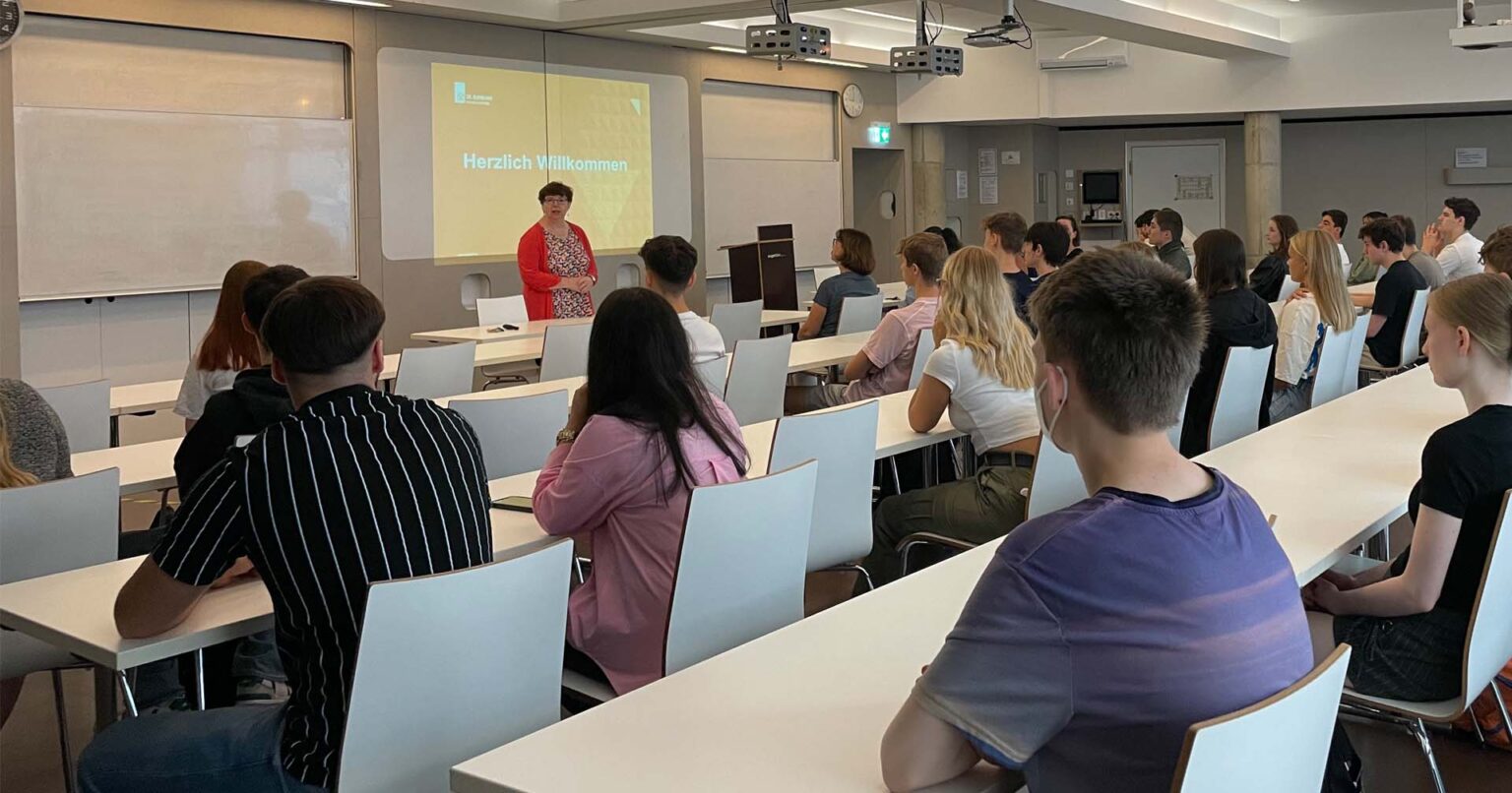 Dr. Buhmann Schule begrüßt neue Klassen • Dr. Buhmann Schule & Akademie ...